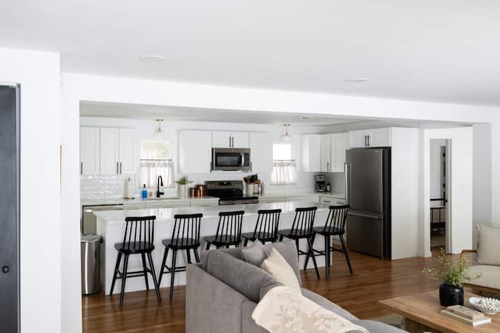 Modern Rancher|hot Tub|patio|garage|w/d - Middletown, PA