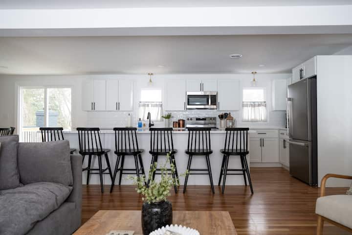 Modern Rancher|hot Tub|patio|garage|w/d - Middletown, PA