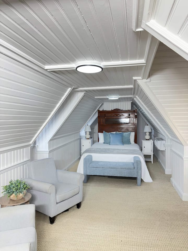 12-lighthouse Suite At The Castle Inn - Ocracoke, NC