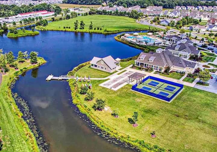 5 Mi To Bethany Beach | Pools, Shuttle + Fire Pit - 德拉威爾