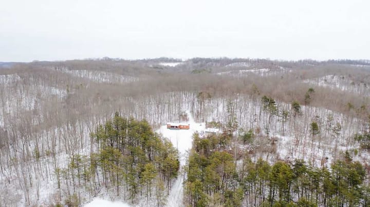 Deer Run Retreat Villa - Point Pleasant, WV