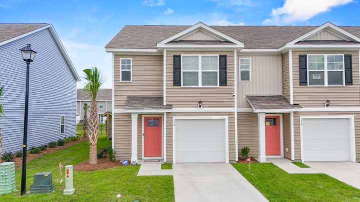 "Surfside Beach Oasis" - Surfside Beach, SC
