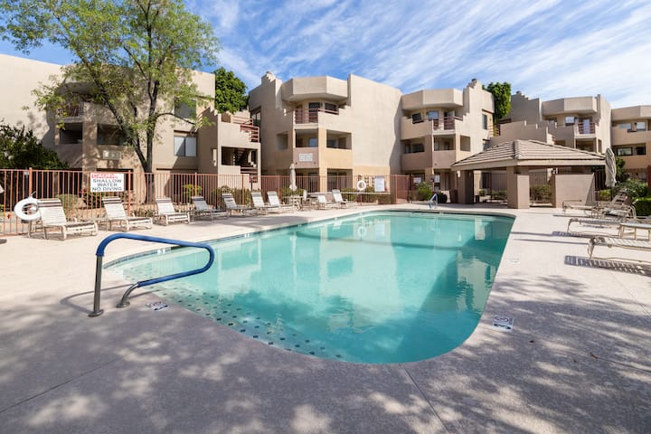 Stonecreek Golf Condo | Heated Pool & Spa - Paradise Valley, AZ