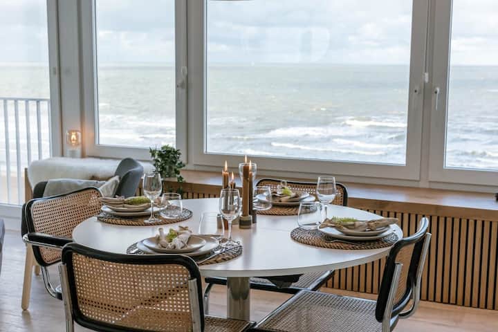 Casiola - Seaview Apartment With Private Garage - Ostende