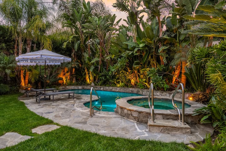 Resort-style Hancock Park Home - Los Angeles, CA