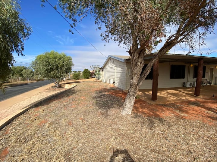 2 Keillor Place - Exmouth