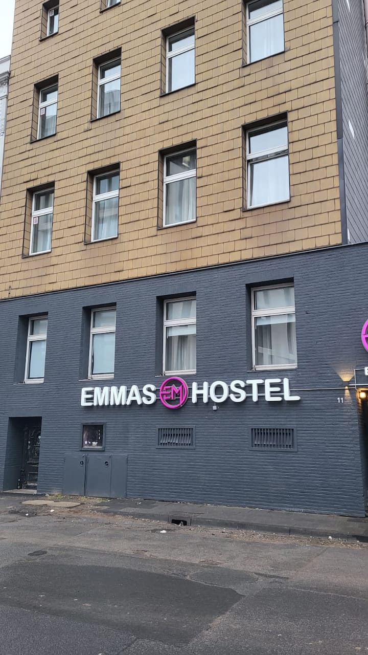 Emmas Hostel - Duisburg