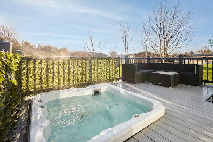 Host & Stay | Coopers Cabin - Malton