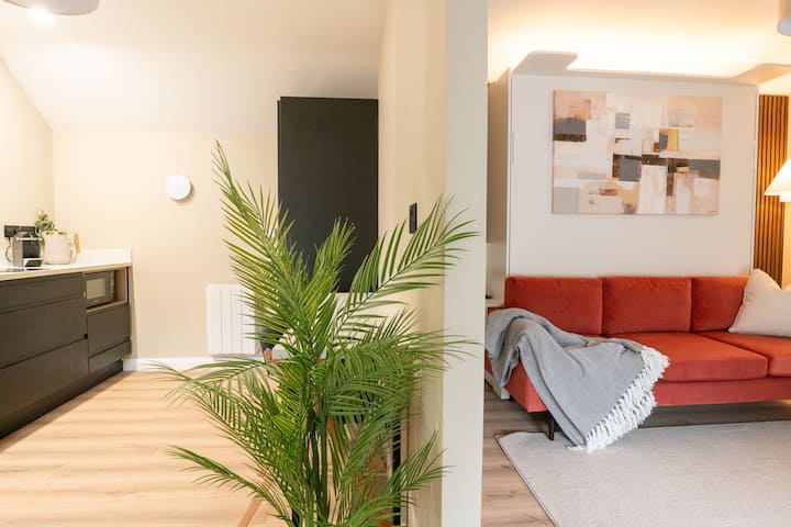 Premium Westport Studio | Contactless Check-in - Westport