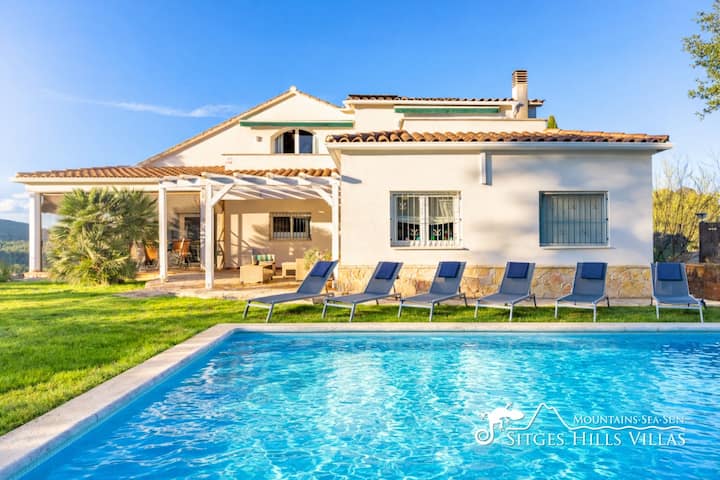 Spacieuse Villa Arizona Près De Sitges Avec Piscin - Vilafranca del Penedès