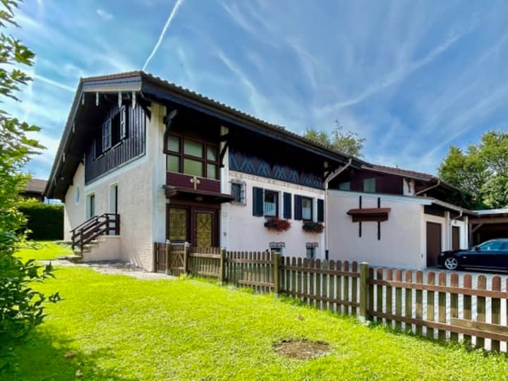 Mountain Holiday Apartment For 4 People - Inzell