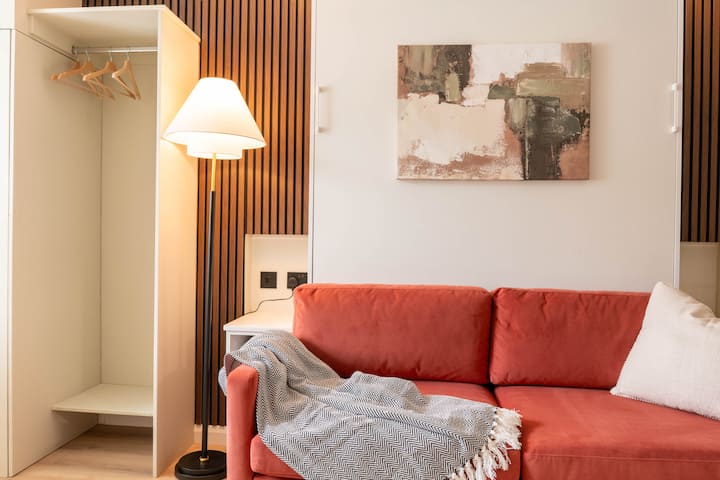 Modern Self-catering Studio | Town Centre - Westport, Ireland