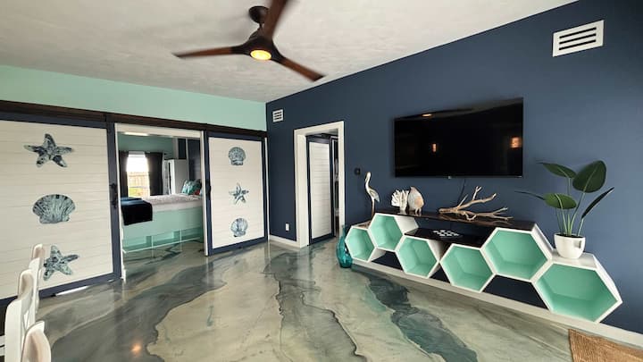 Salty Vibes - One-of-a Kind Florida Beach House - Port Orange, FL