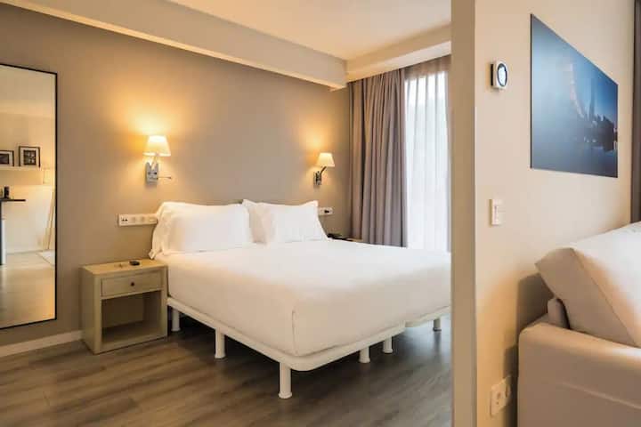 Great Location Studio Close To Trams & Museums - Bilbao