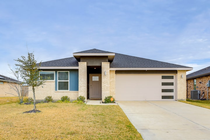 Resort Perks & Private Hot Tub: Brookshire Retreat - 카티