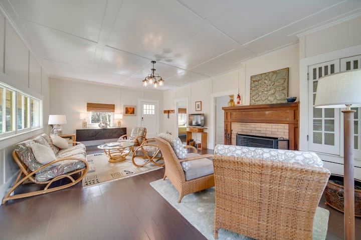 Lush Island Oasis Near Volcanoes National Park - Volcano, HI