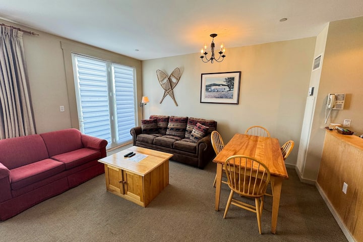 0br Condo, Fireplace, Balcony, Shared Amenities - Stratton Mountain, VT