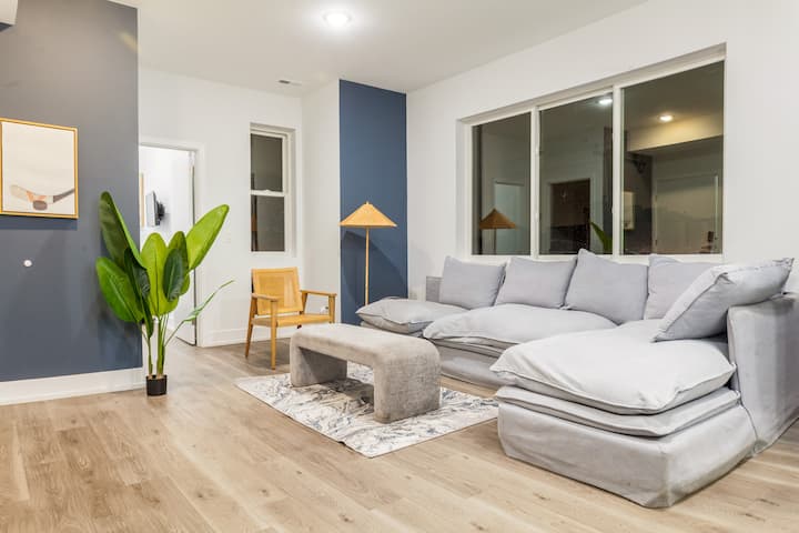 Artful: 3bed&2bath/sleeps7-oven+wi-fi+w/d. - Penn Center - Philadelphia