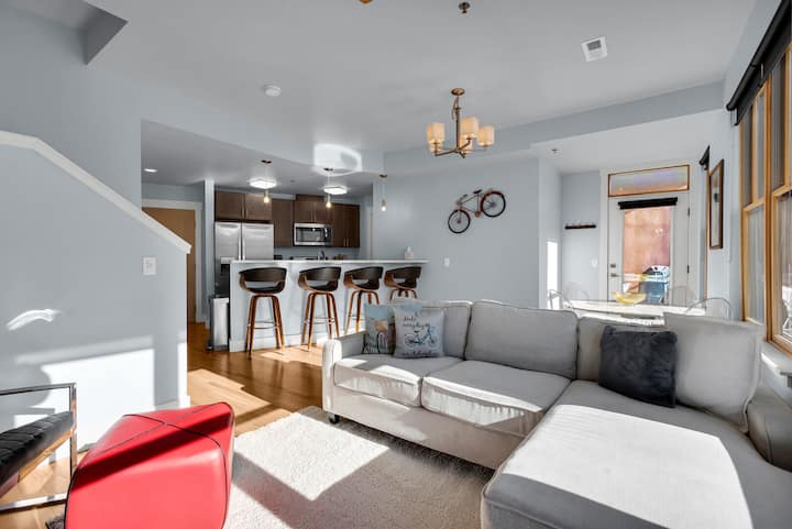 Location • Downtown • River! - Salida, CO