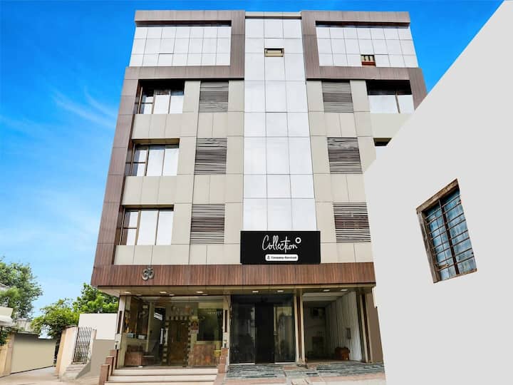 Collection O Palkhi Road - Shirdi