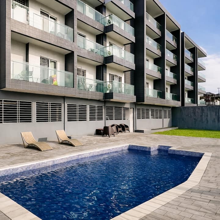 Elegant 2br W/ Pool In Riviera 2 | Wifi Parking - Abidjan