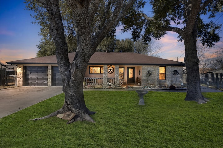 New! Dean's Retreat At Georgetown - Georgetown, TX