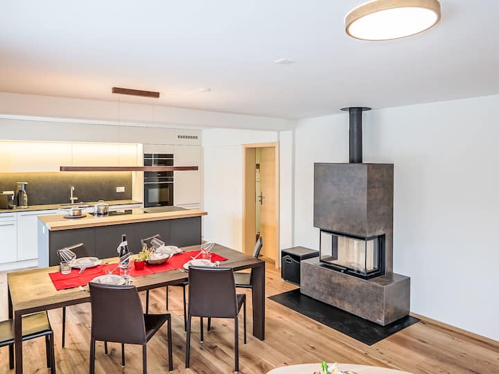 Chesa Giere By Interhome - Samedan