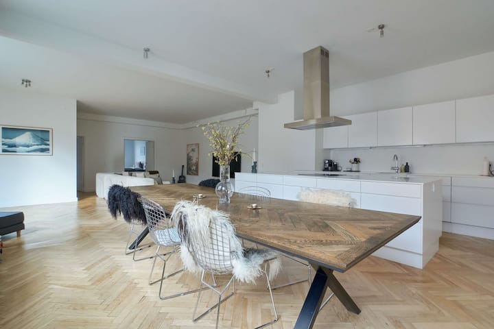 High-end Designer Apartment In City Center - Copenhagen