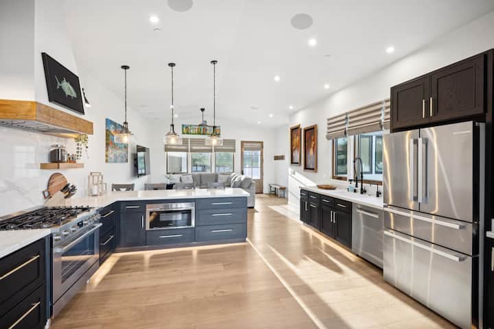 Casita Luna | Pool, Outdoor Kitchen, Mini Golf - Sonoma, CA