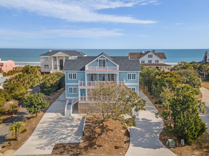 Southern Charm Oceanfront Coastal Getaway - Pawleys Island, SC