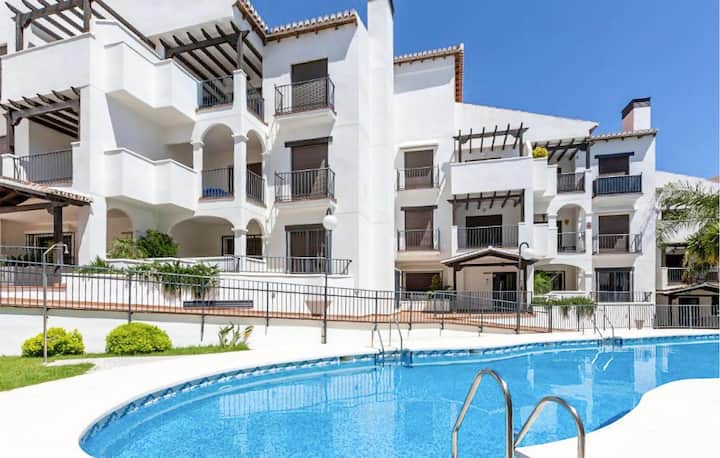 Lovely Apartment In Itrabo With Swimming Pool - Salobreña