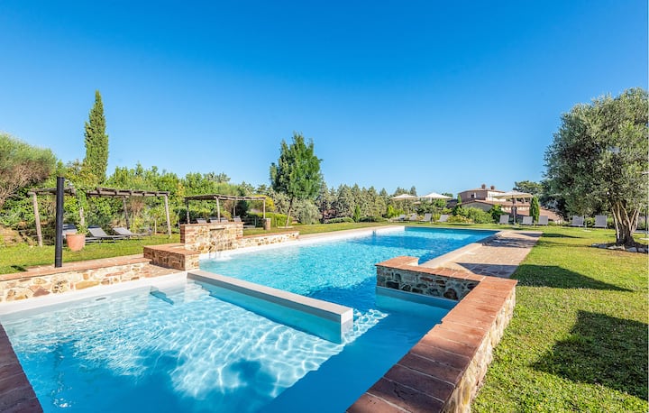 Amazing Apartment In Trequanda With Wifi - Pienza