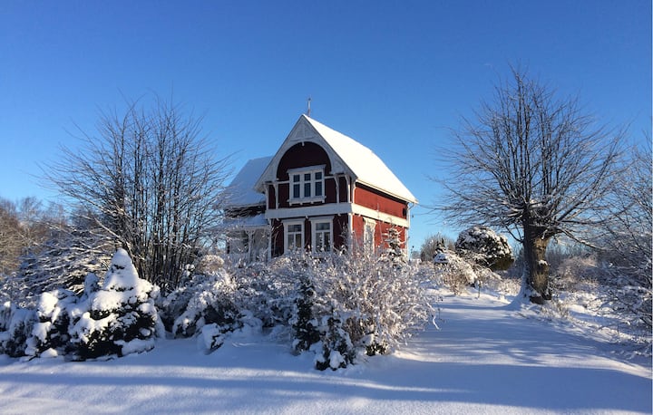 Beautiful Home In Slottsbron With Wifi - Grums