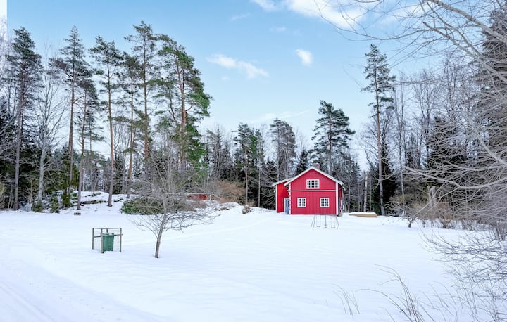 Stunning Home In Säffle With Wifi - セフレ