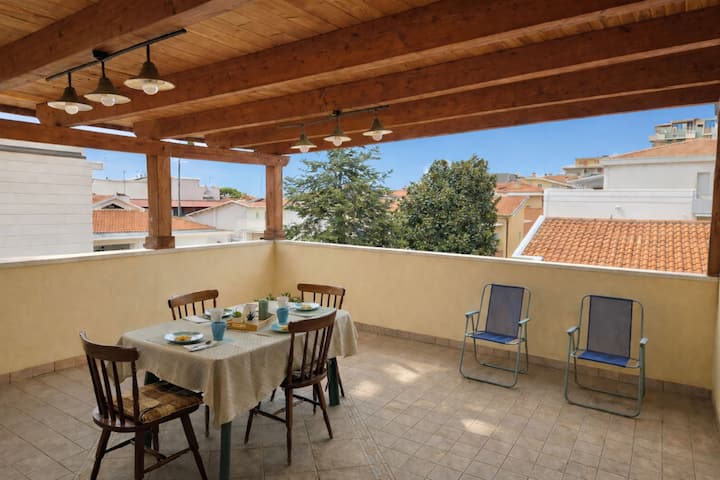 Mansarda Girasole Roseto Vacanza - Roseto degli Abruzzi