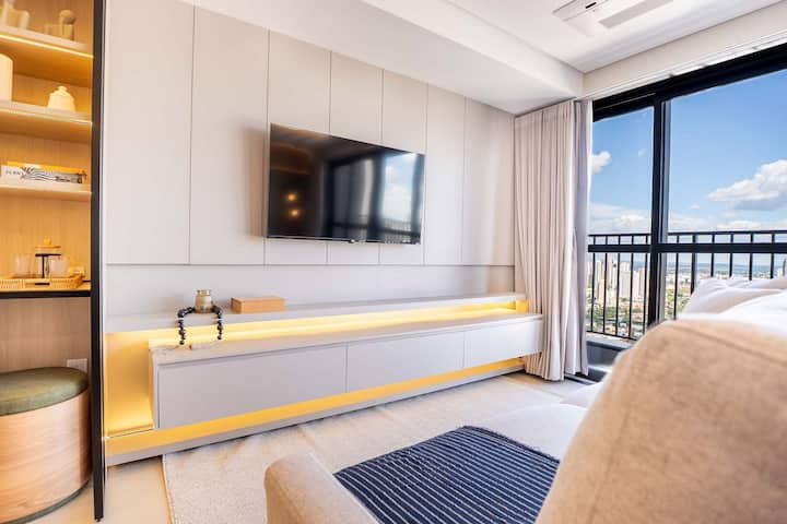 Flat Novo Andar Alto, No Setor Marista - Goiânia