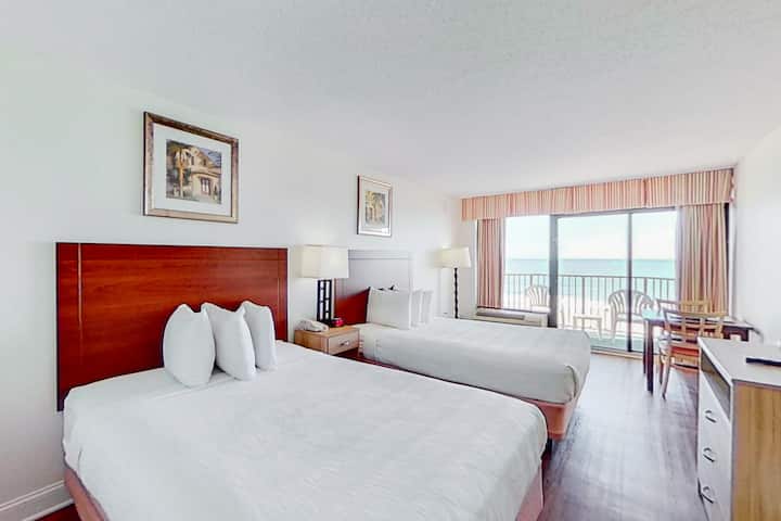 Ocean Park 306 Oceanfront 2 Beds - Myrtle Beach, SC