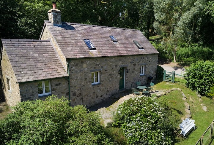 Tyddyn Derwen - Conwy