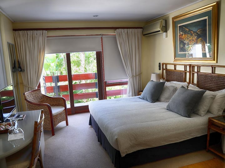 Deluxe Double Room With Balcony - Paarl