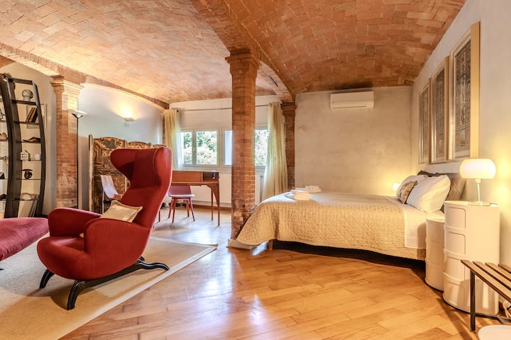 Housmart Luxury Suite Golf Club - Maranello
