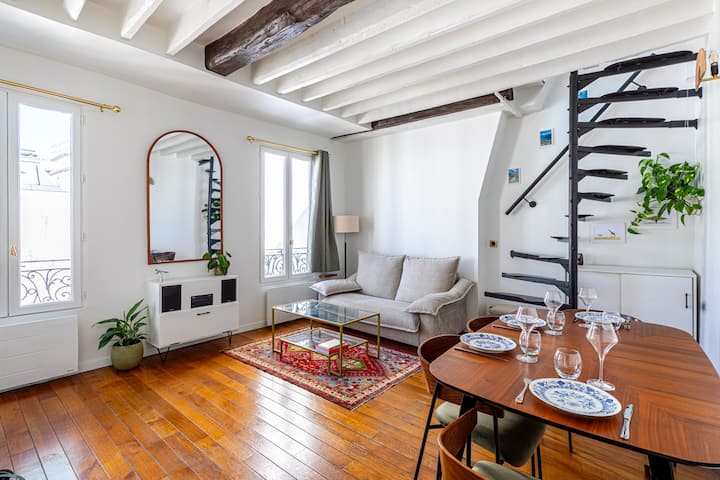 Guestready- Duplex Pour 4 Sous Les Toits Parisiens - Le Zénith de Paris