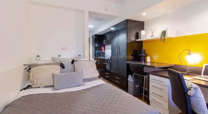 Student Only Studio Rooms In Nottingham - Nottingham
