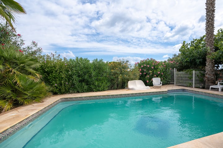 Villa Avec Piscine Partagée - Agde