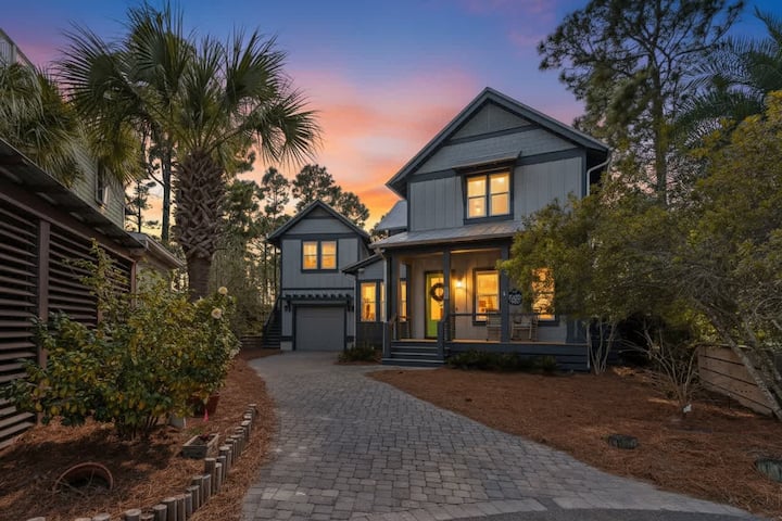 Luxury Lakefront W/ Dock + Gourmet Kitchen - Rosemary Beach, FL