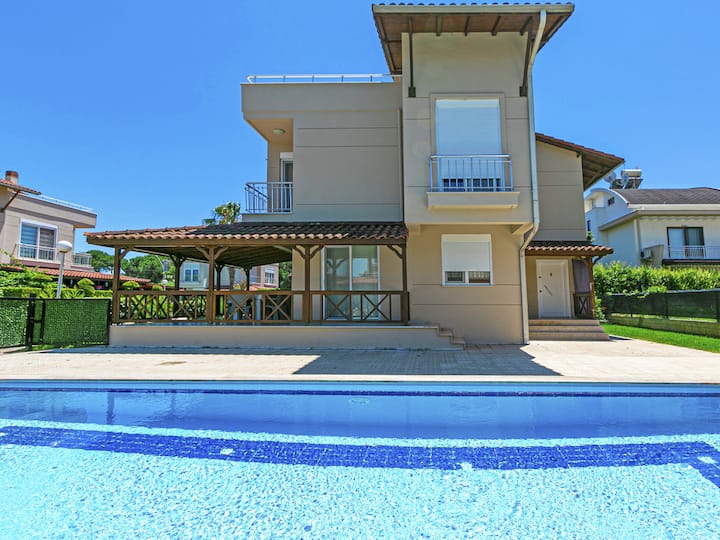 Paradise Town Villa Legend - Belek