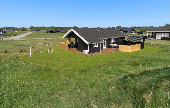 3 Bedroom Nice Home In Hirtshals - Hirtshals