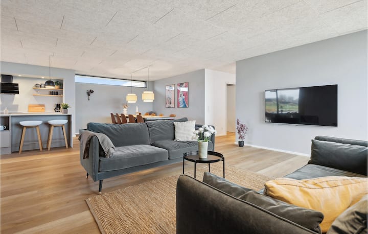 Amazing Home In Børkop With Sauna - Denmark