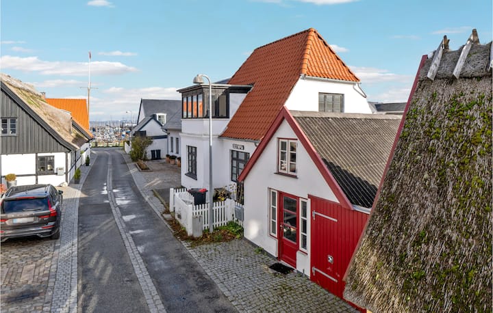 1 Bedroom Cozy Apartment In Gilleleje - Gilleleje