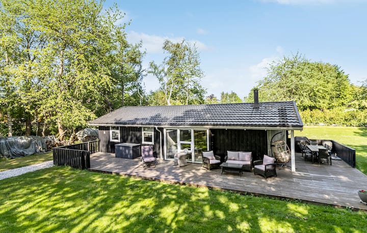 4 Bedroom Beautiful Home In Gilleleje - Gilleleje