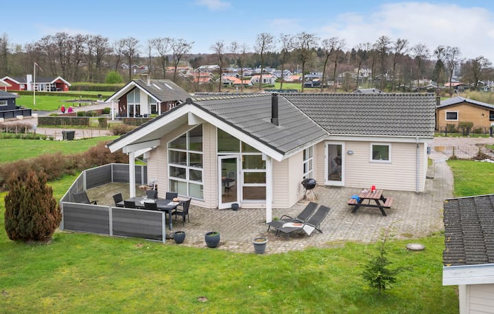 Nice Home In Sjølund With Wifi - Kolding